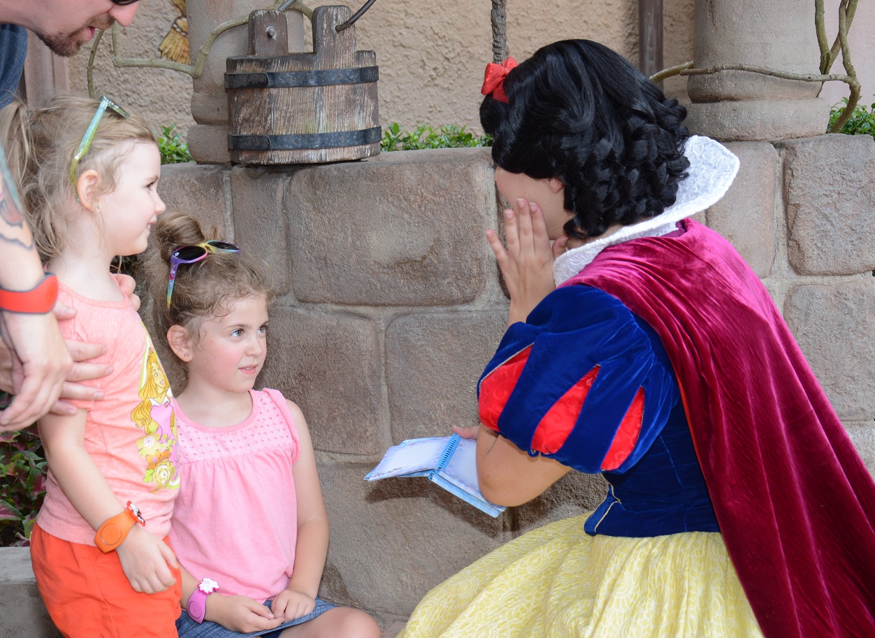 17 Can't Miss Meet And Greets at All 4 Parks in Walt Disney World