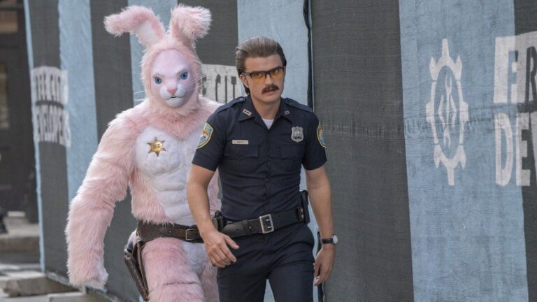 Free Guy Review: A Very Well Done Action-Comedy Movie
