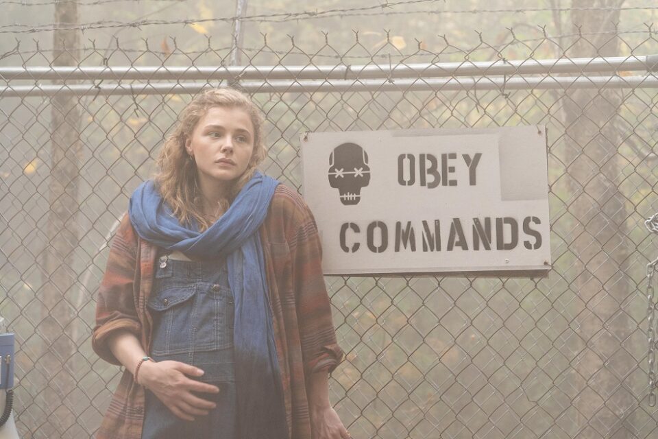 Mother/Android Review: One Big Glaring Issue Ruins The Whole Movie