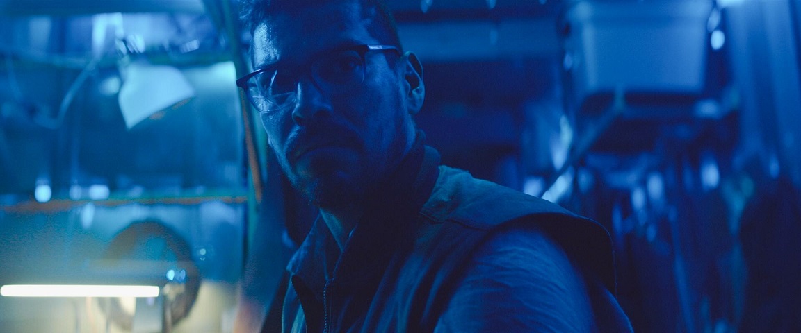 Mother/Android Review: One Big Glaring Issue Ruins The Whole Movie