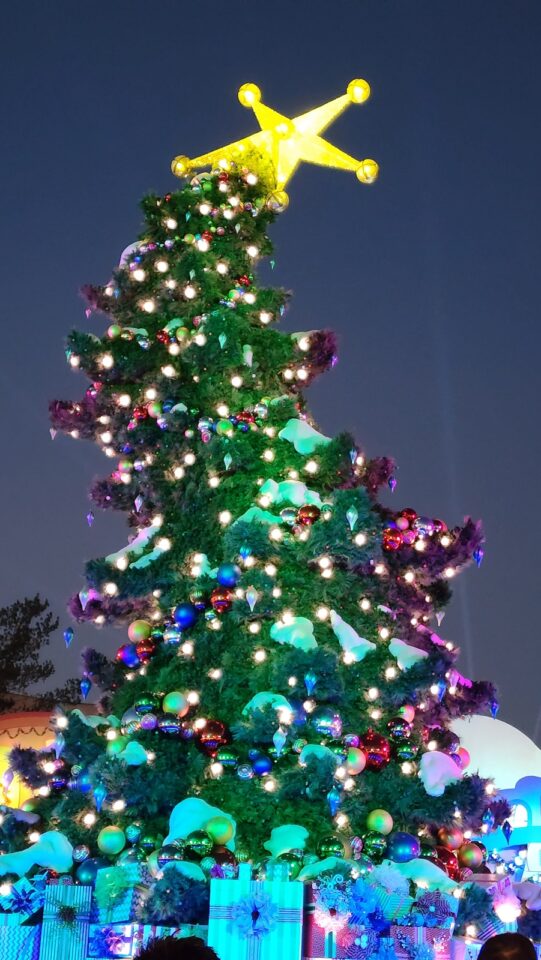 9 Best Ways to Celebrate Universal Studios Holidays